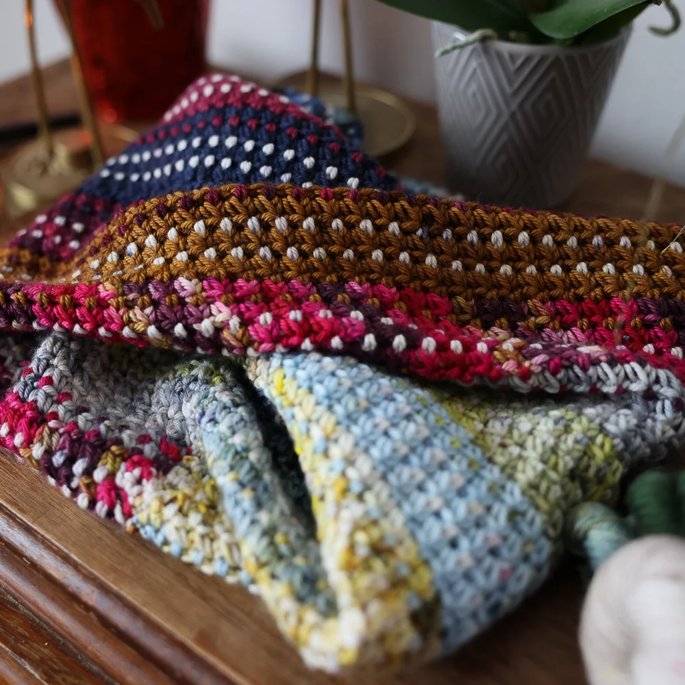 Jester Cowl [Beginner Pattern] | KnotBadBritt