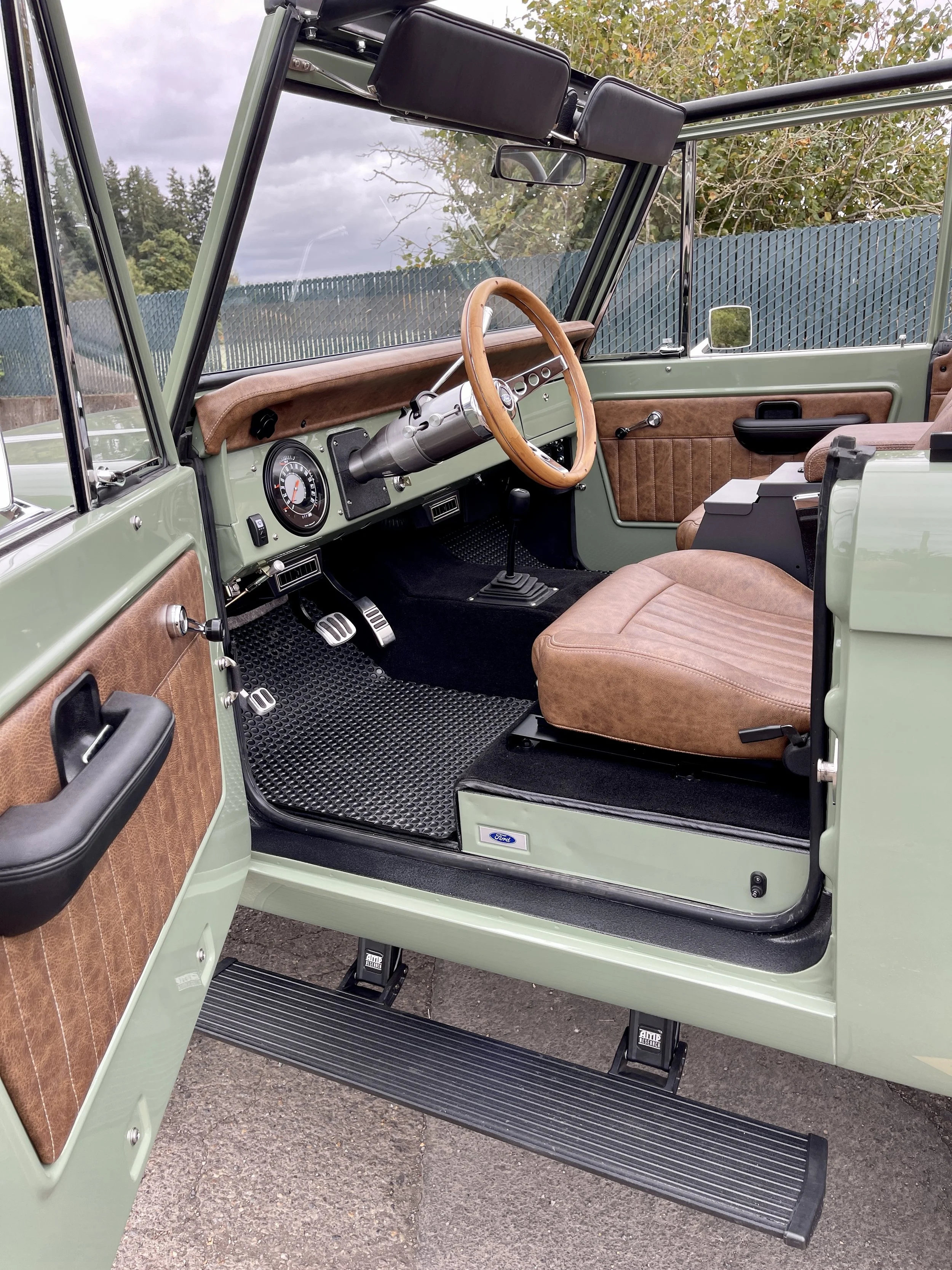 1976 Ford Bronco Boxwood Green | Customize Your Classic — HighLine Classics