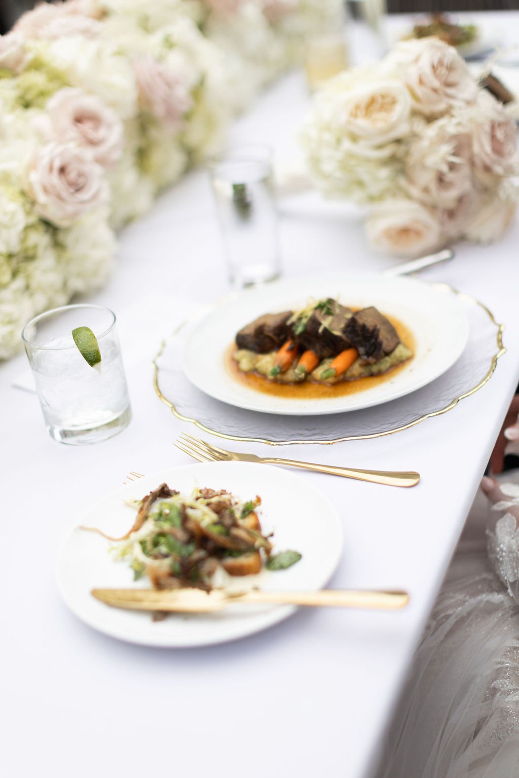 Food & Beverage — The Laurel