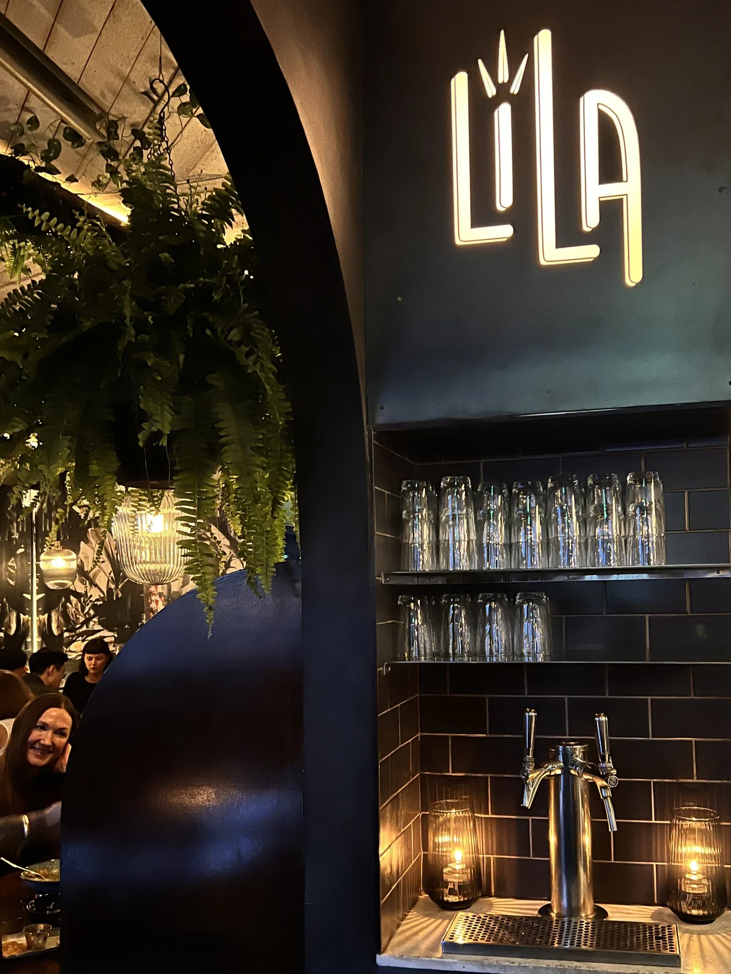 About — The Acorn Restaurant