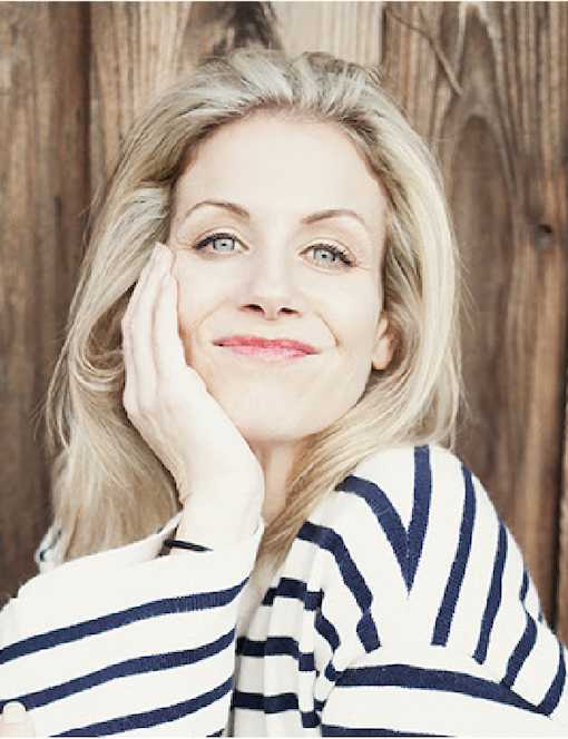 Bio — Molly Bell