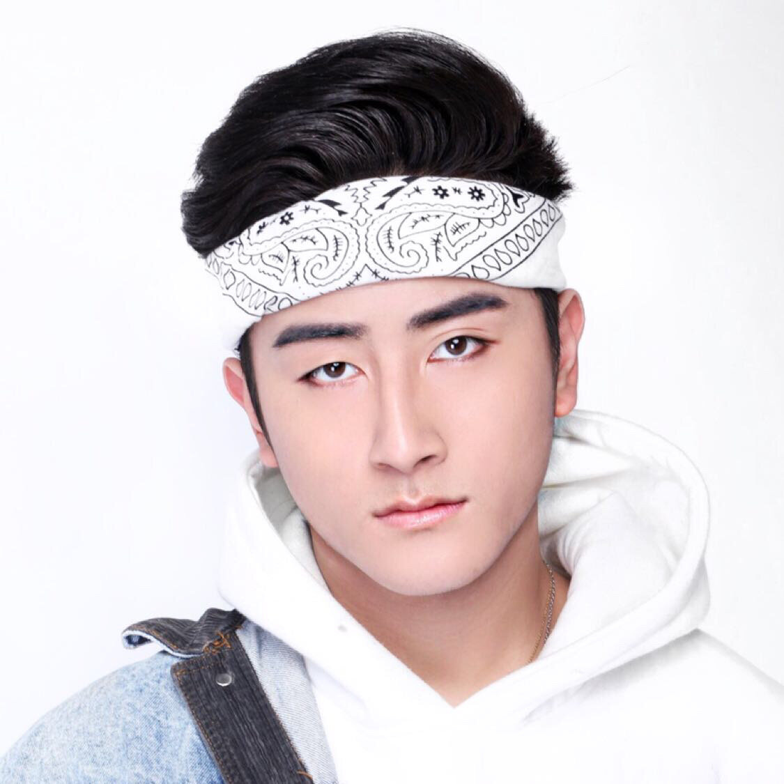 ABEY LIN | ABOUT