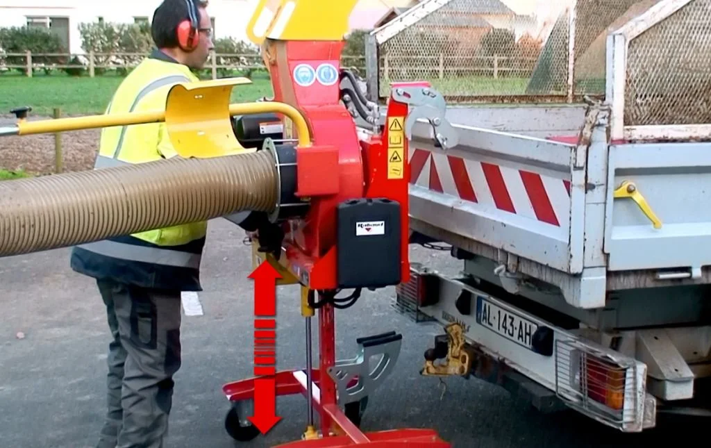 Rabaud - Leaf Vacuum — DJB Machinery Ltd