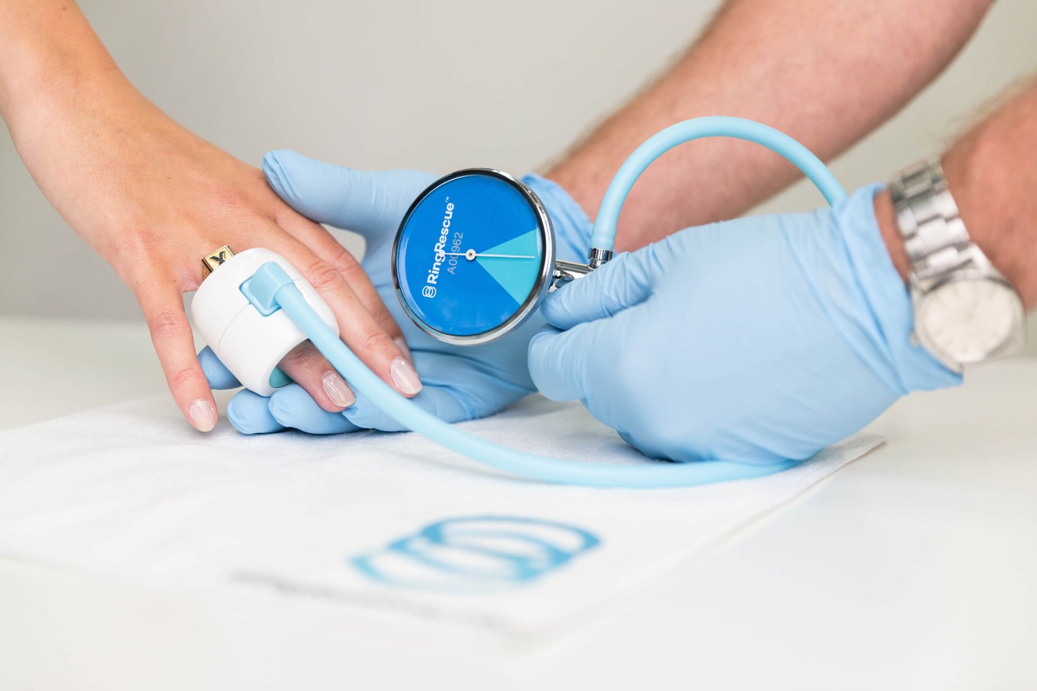 Ring Removal Without Cutting | Ring Rescue Compression Device™