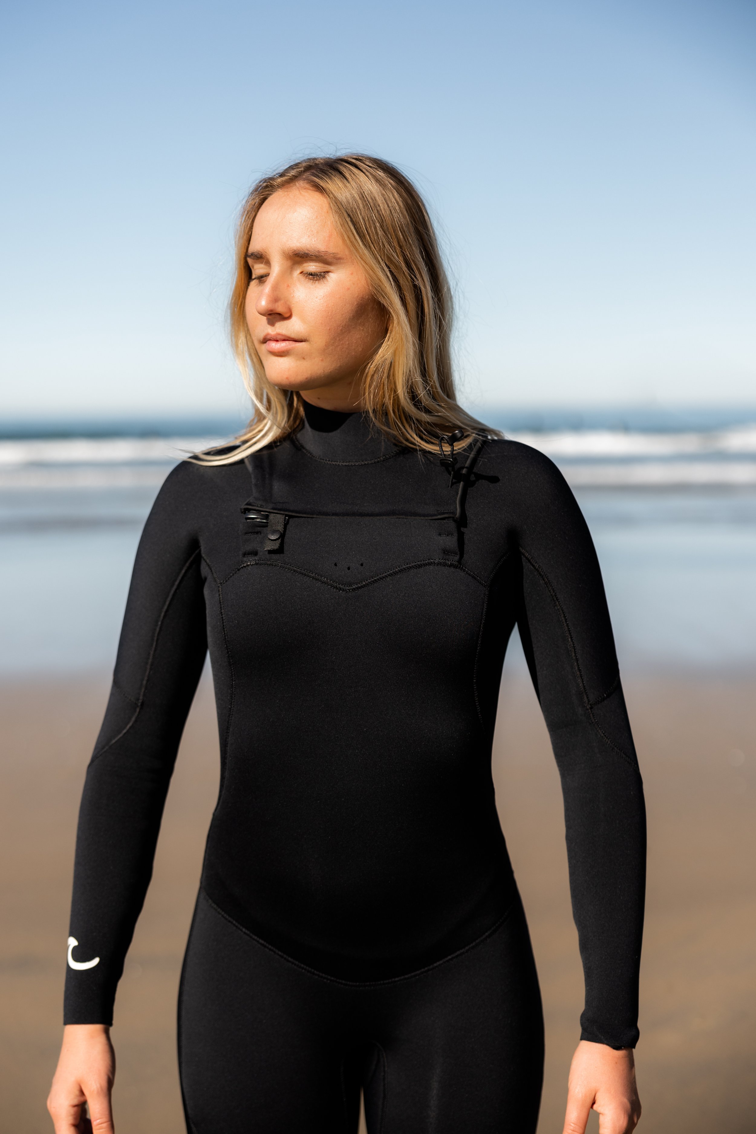 4/3mm Chest Zip Women's Wetsuit — Mamala Surf Wetsuits