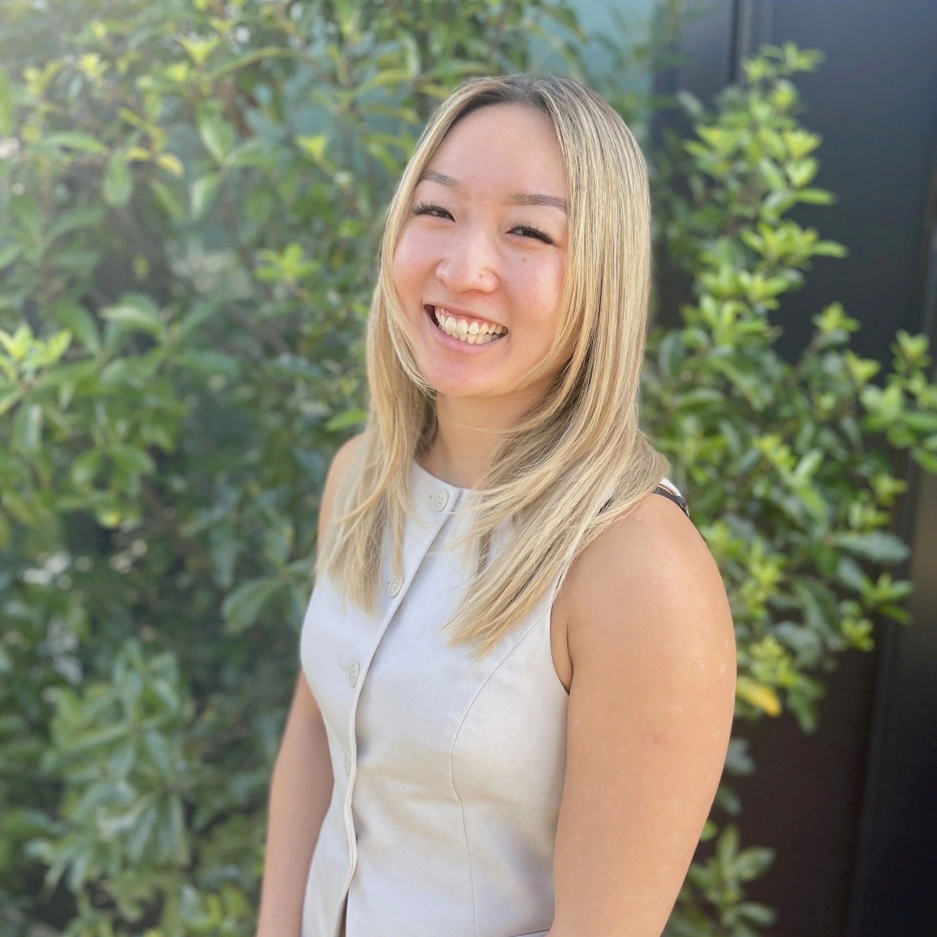 Clear Advice, Deliver On Time, Cost Effective, Creative Solutions - Our People