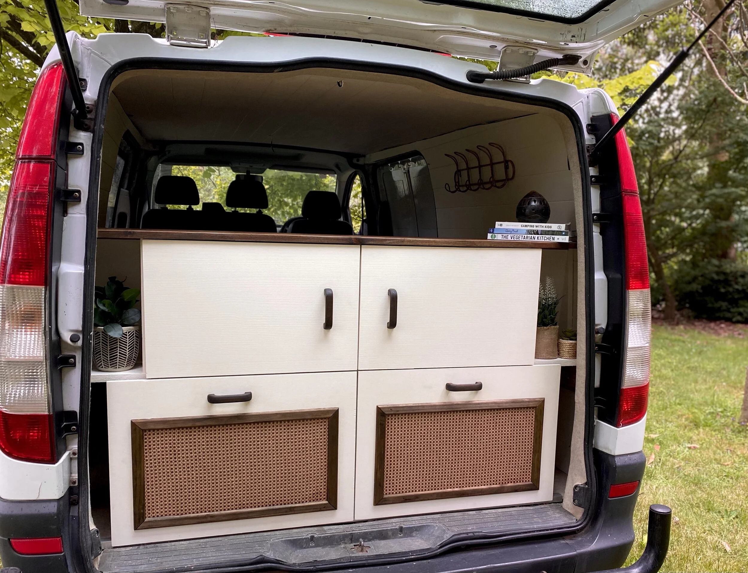 Mercedes Vito XLWB — Blackbird Camper Co.