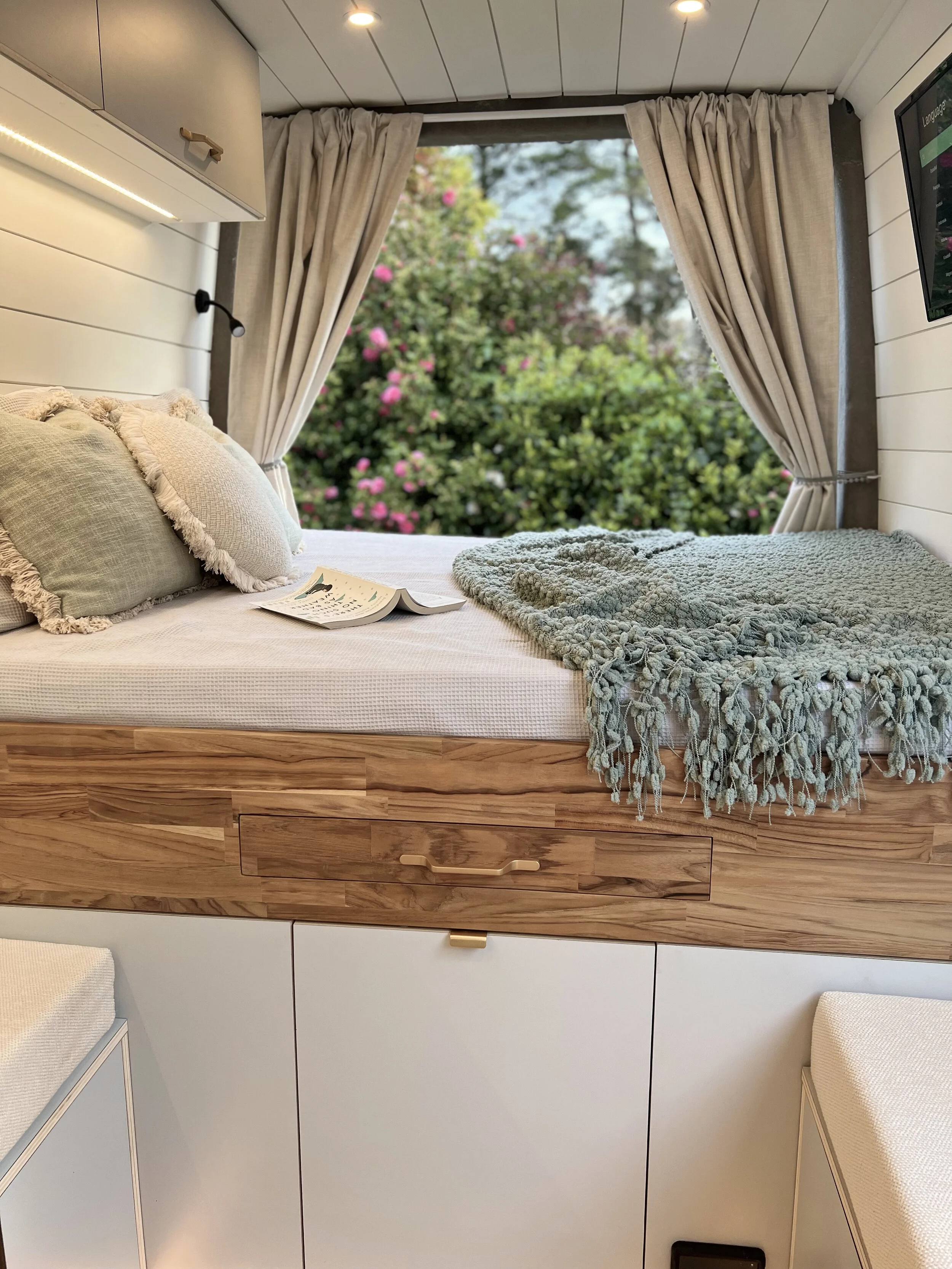 VW Crafter MWB — Blackbird Camper Co.