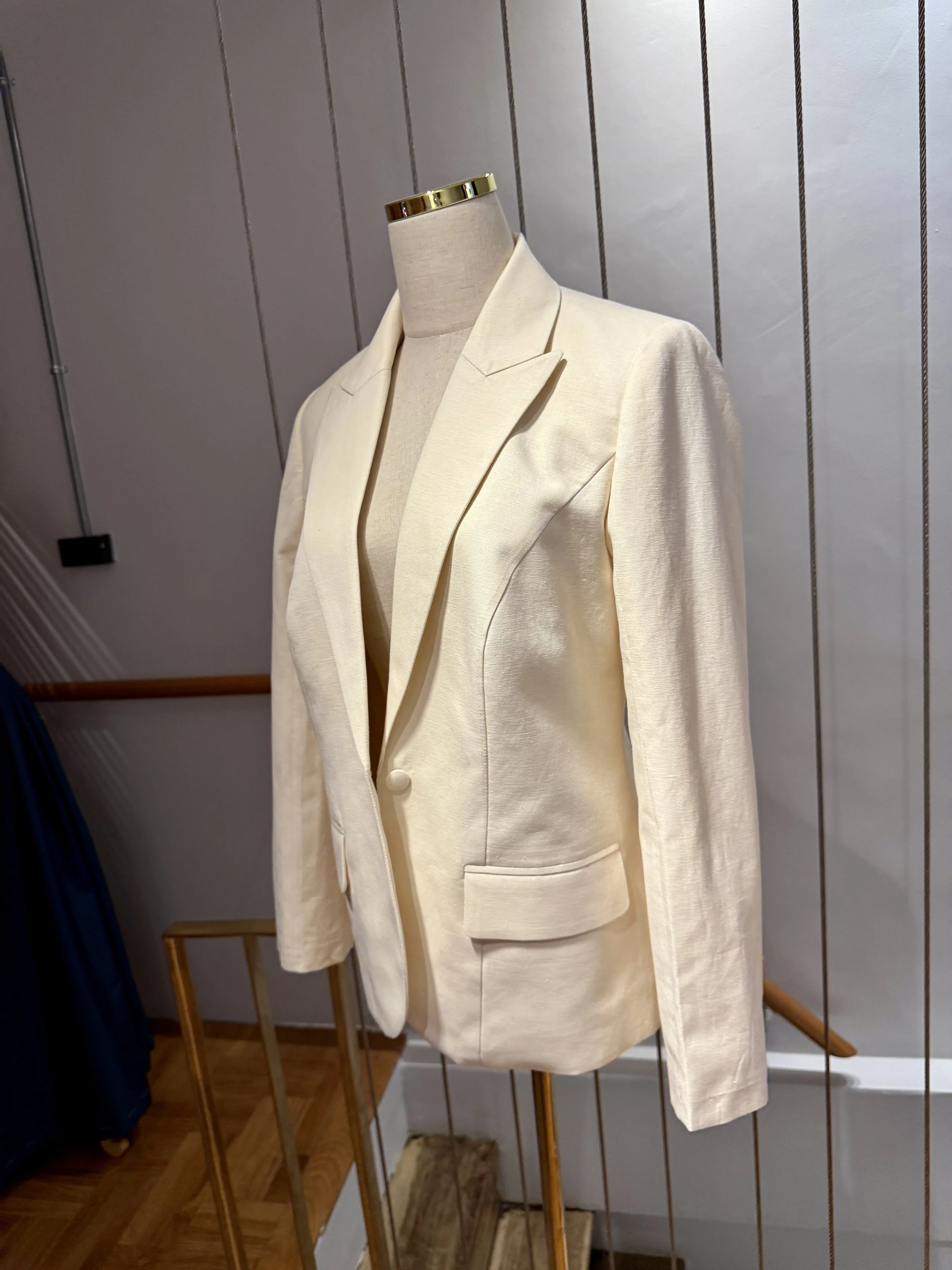 LALEDA Women's Tailor & Dressmaker