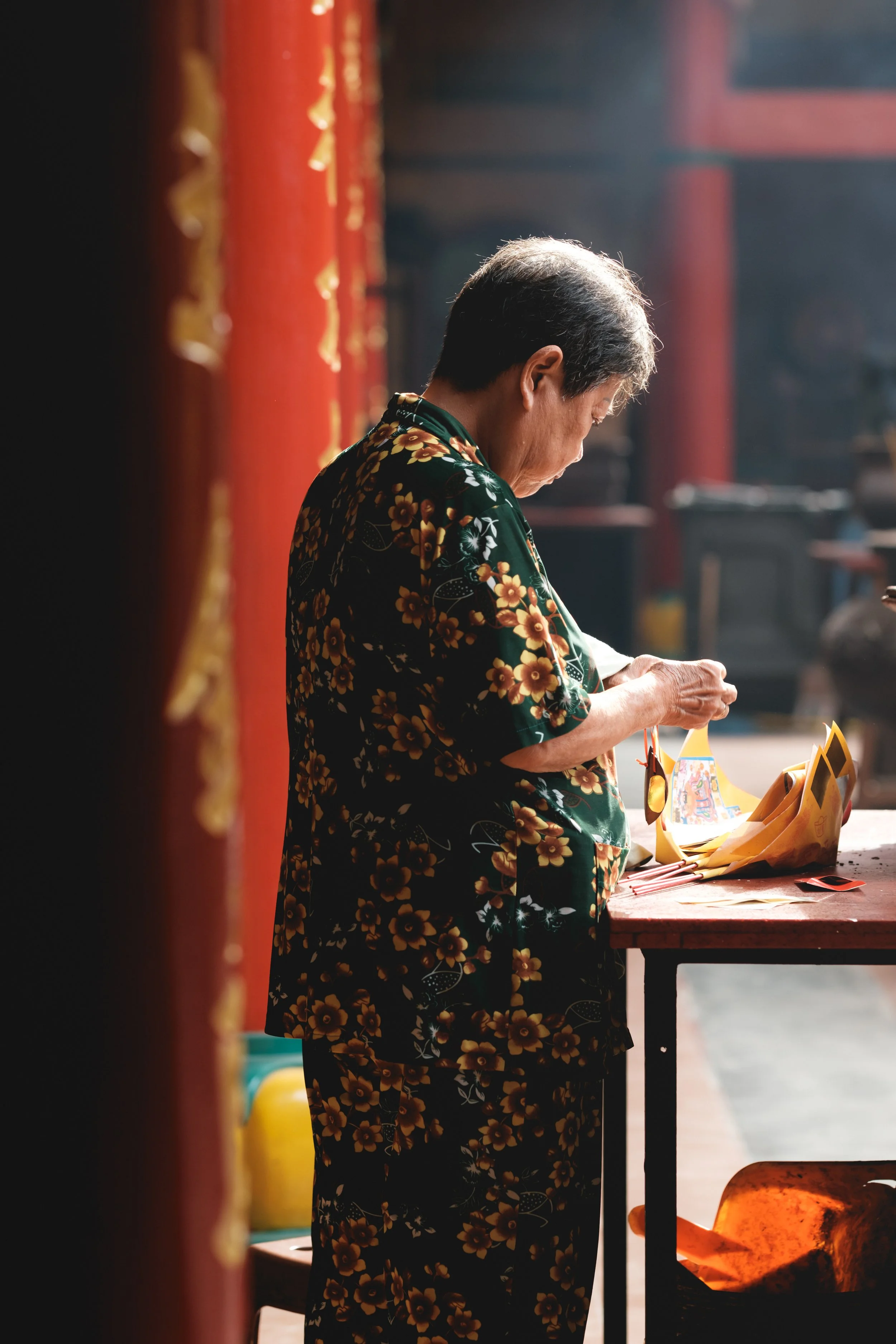 Embracing comfort & fashion with Vietnamese pyjamas — Saigon ...