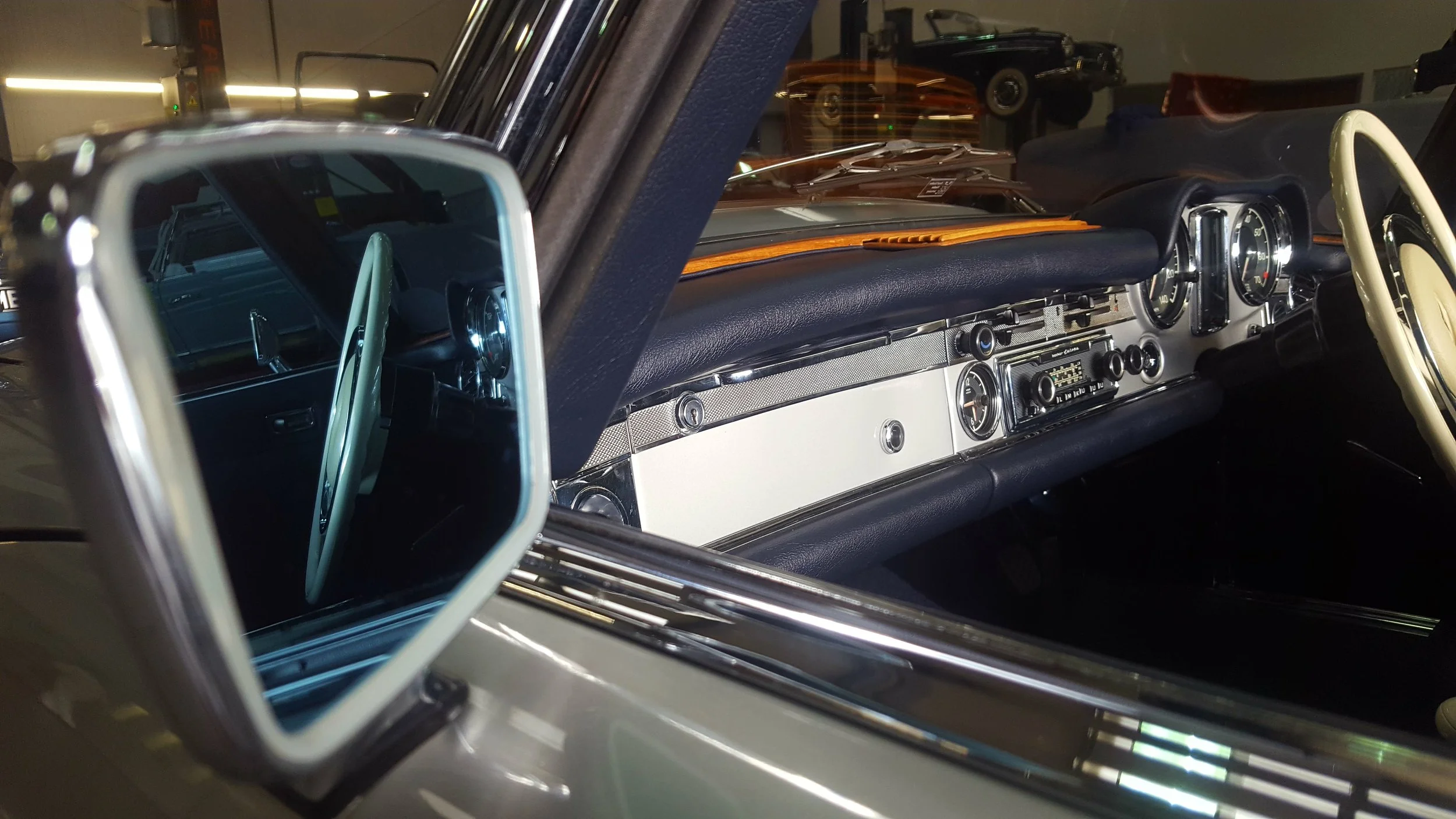 1969 Mercedes Benz RHD 280SL — HEMMELS
