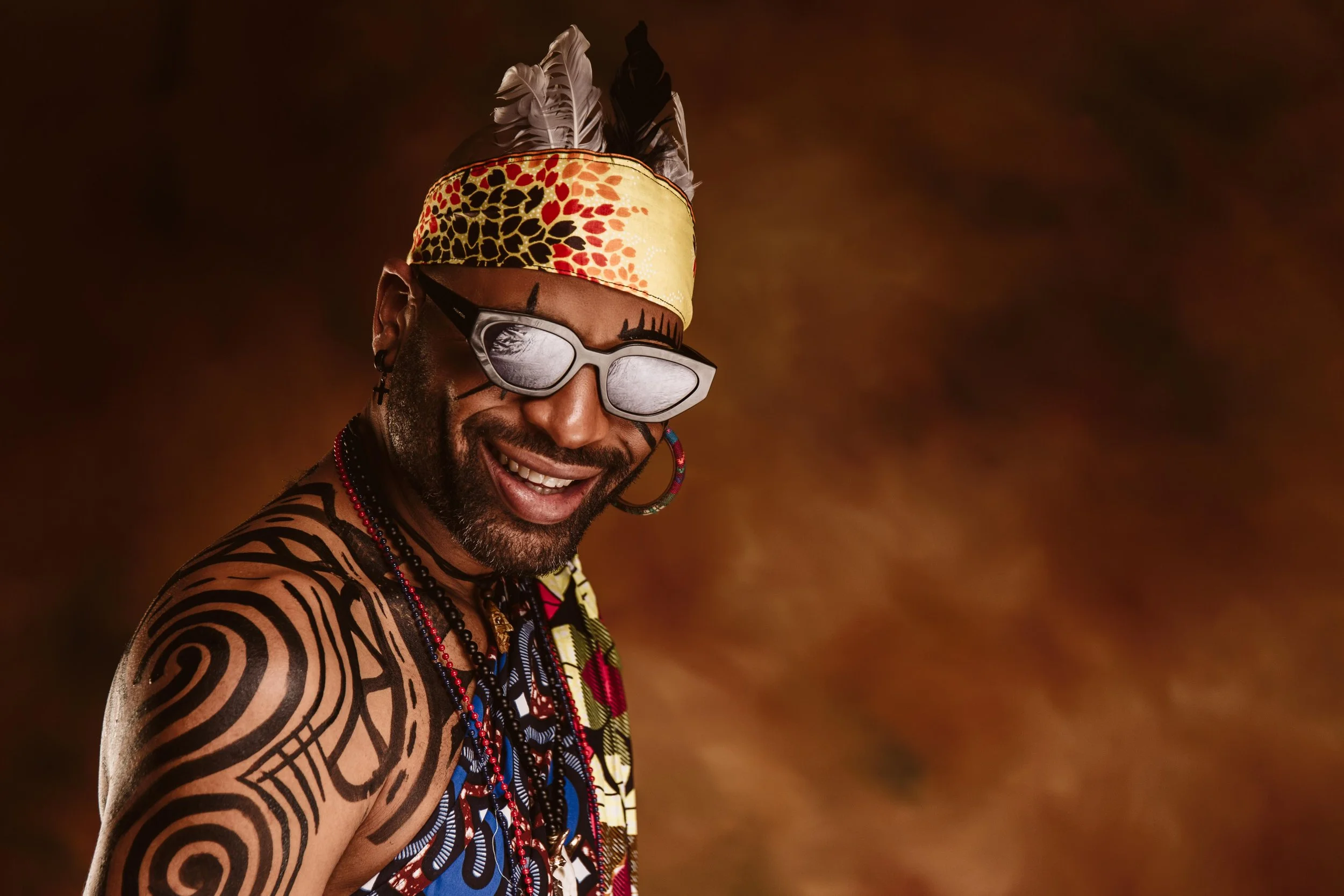 DELICIOUS TUNES - Artist Management | Booking | Label | Publishing