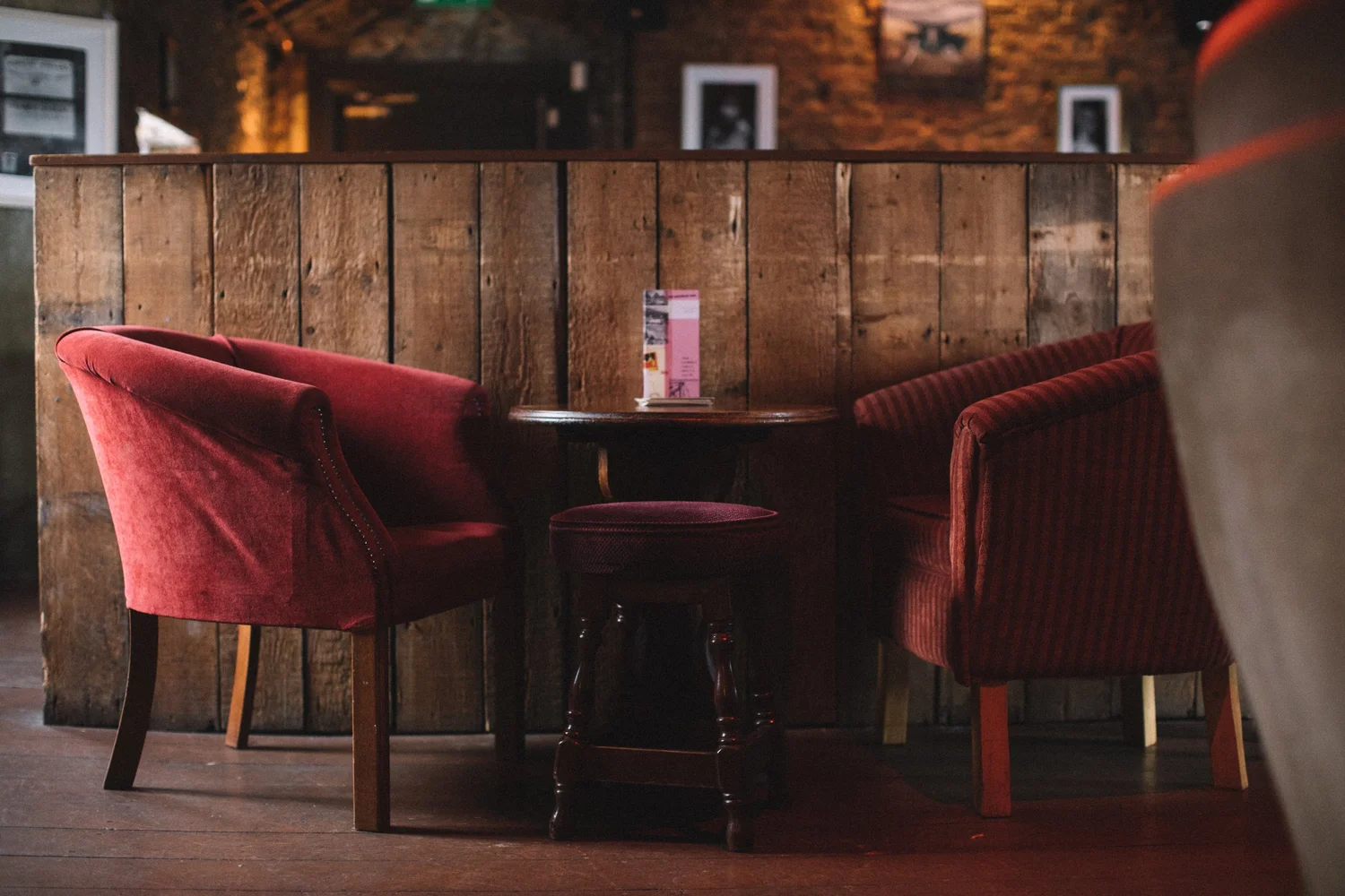 Bars, Restaurants, Hotels & Entertainment in Bray