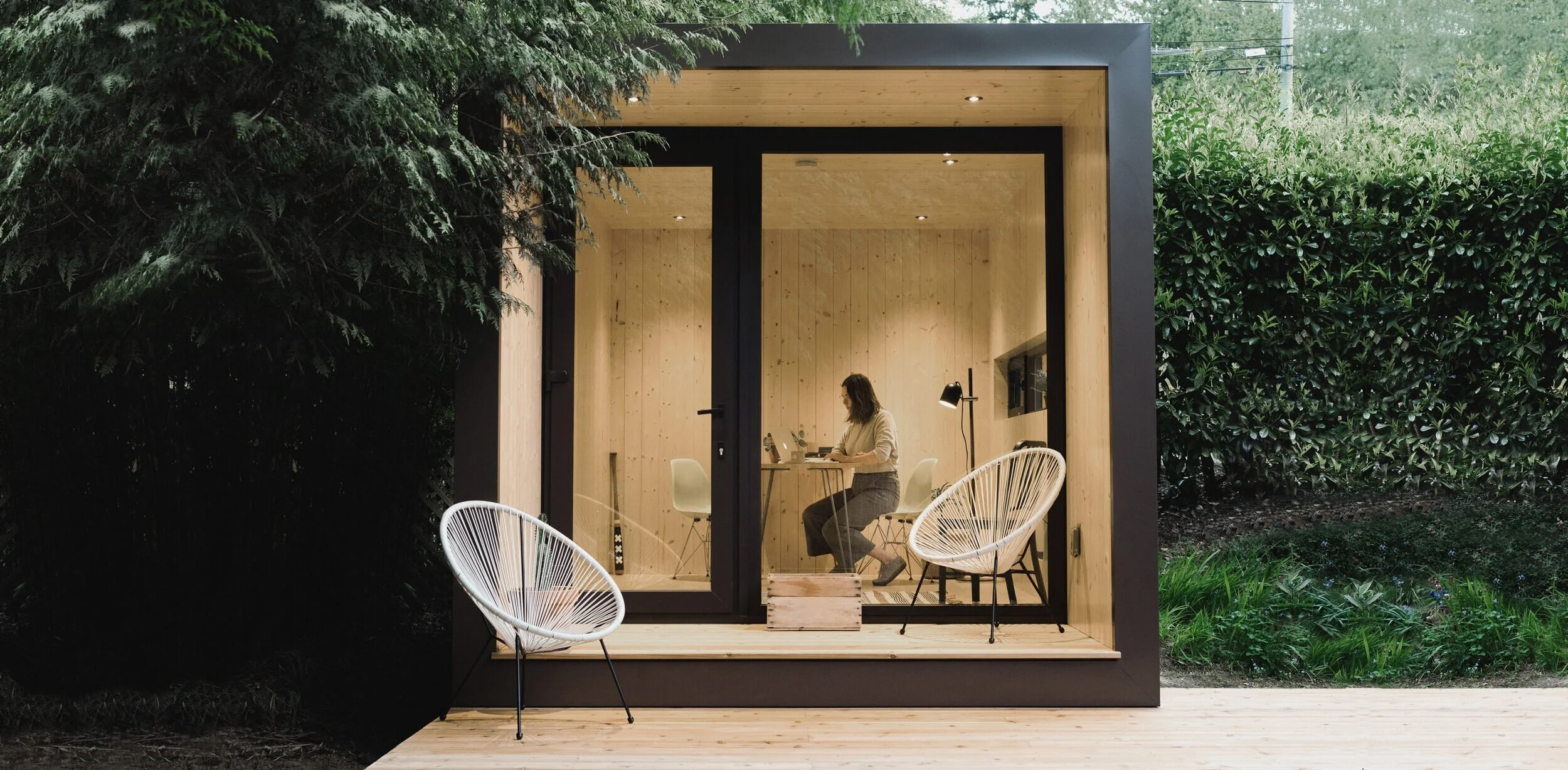 aux box Inc: Modern modular structures delivered to your backyard