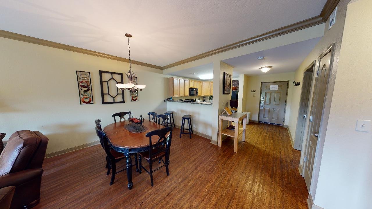 Hilltop Hideaway — Mountain View Condos