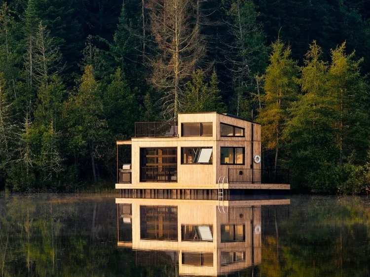 Chalets sur l'eau en Estrie - Bora Boréal - Floating cottages in nature