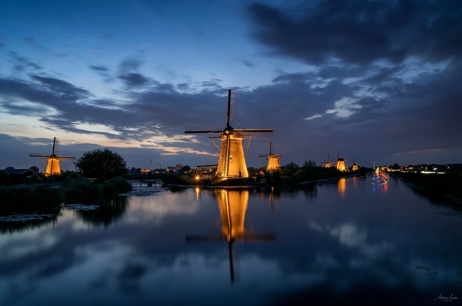 12 Best Places to See the Most Iconic Windmills in the Netherlands | 12 ...