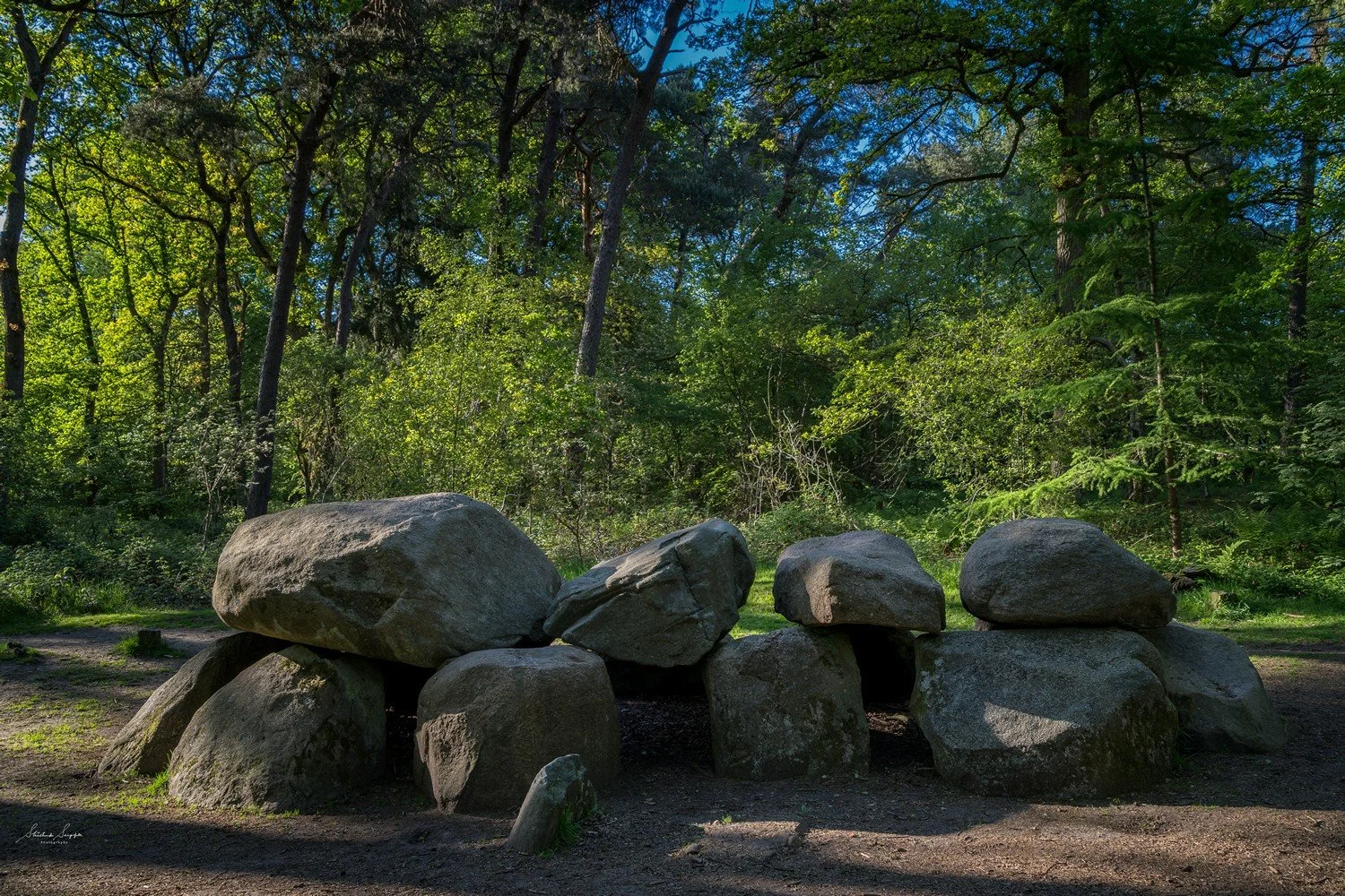 A Complete Guide to Visiting All 54 Prehistoric Dolmens (Hunebedden) of ...