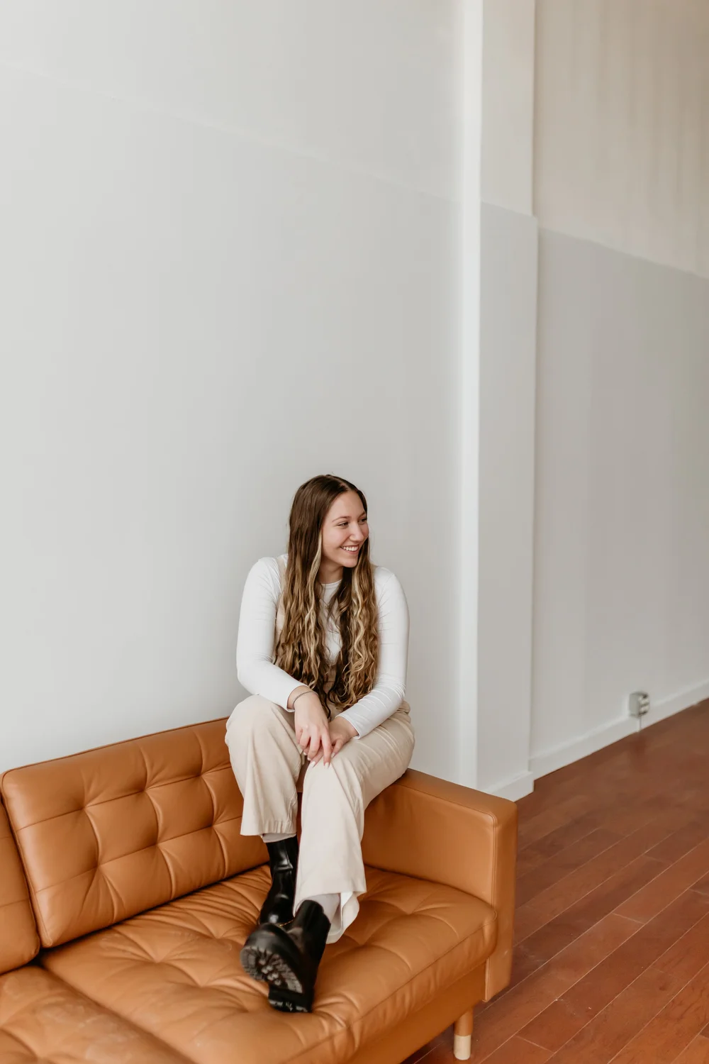 PNW WEDDING AND ELOPEMENT PHOTOGRAPHER - SARAH PHOTOGRAPHS