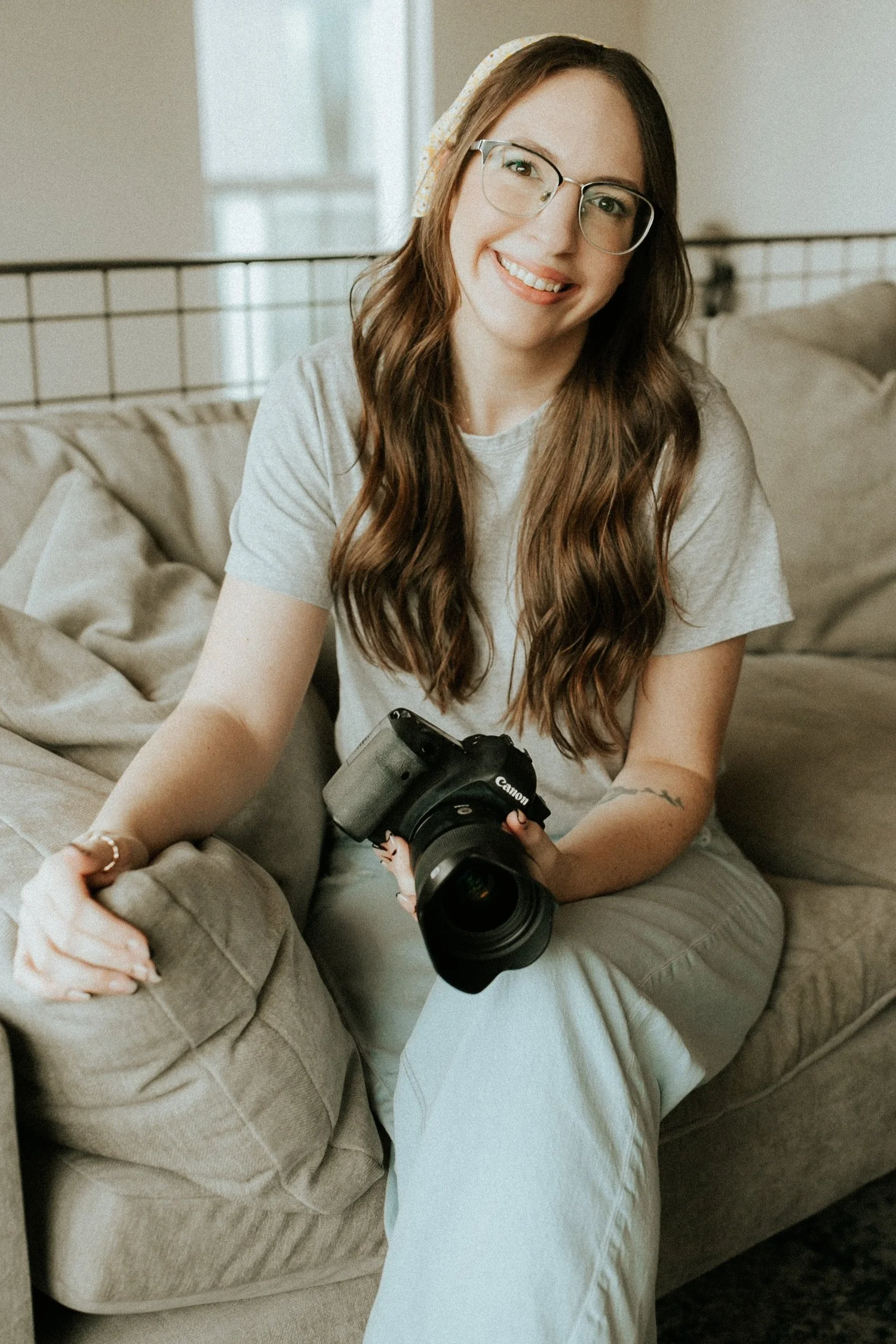 PNW WEDDING AND ELOPEMENT PHOTOGRAPHER - SARAH PHOTOGRAPHS