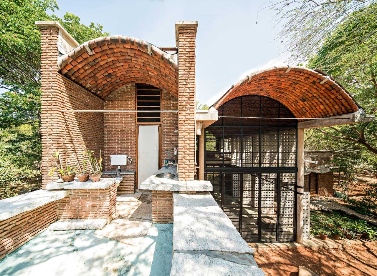 Auroville & Anupama Kundoo’s Wall House: A Living Laboratory of ...