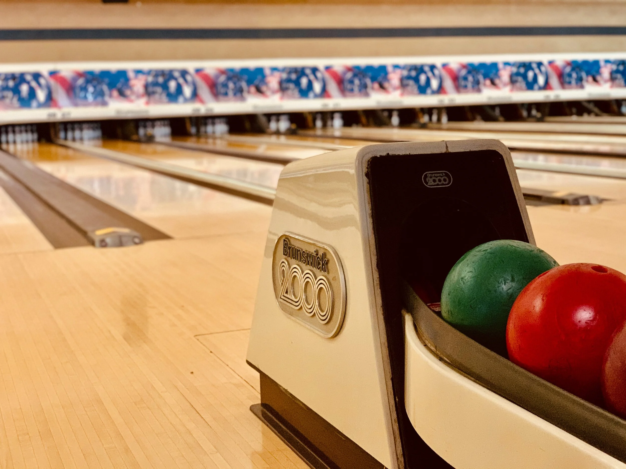 Four Seasons Bowling Center — King Entertainment
