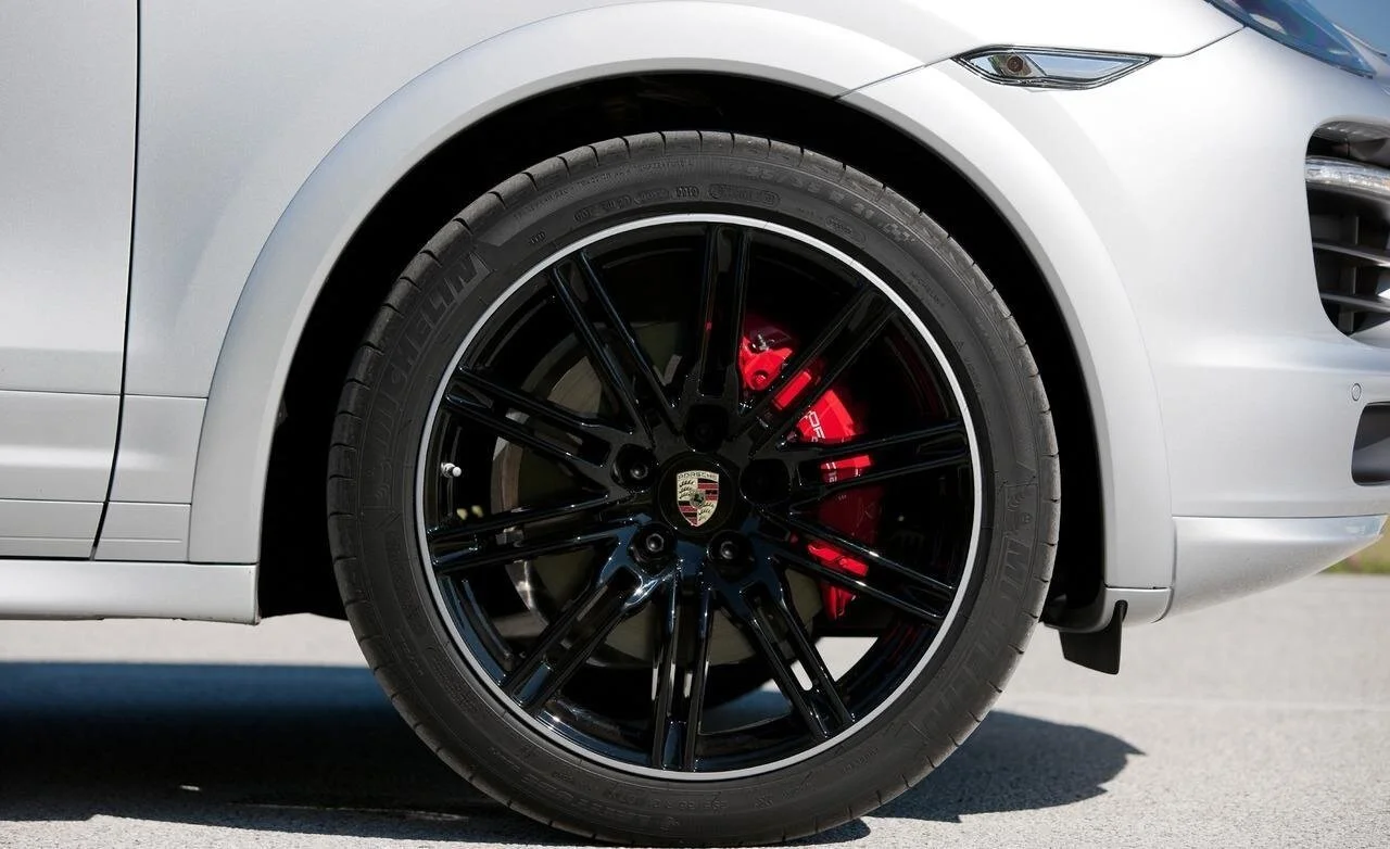 Install Pics - White/Silver/Black Rimstripes — Tapeworks Graphics