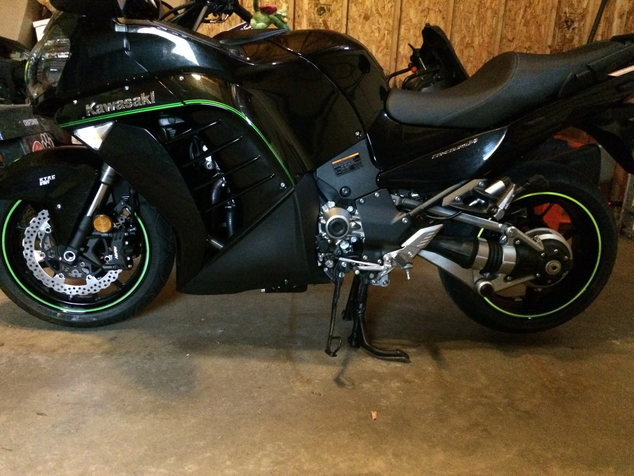 Install Pics - Green Rimstripes — Tapeworks Graphics