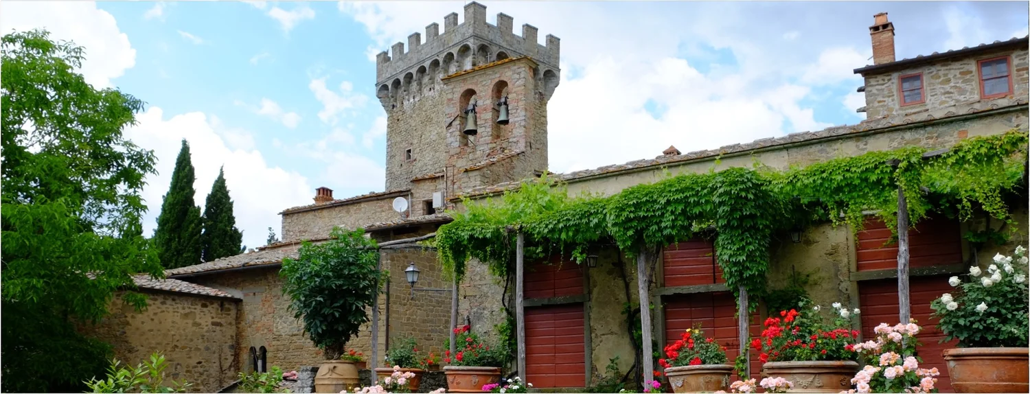 Wedding Venue Tuscany, Castello Gargonza — La Lista