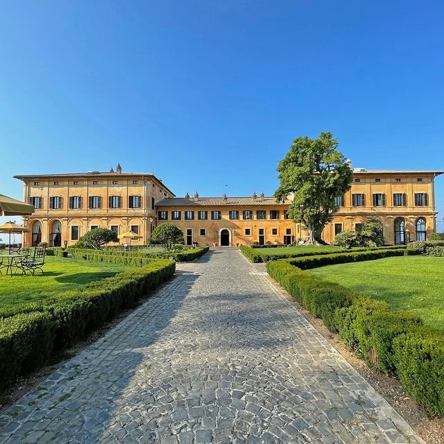 Wedding Venues Rome, La Posta Vecchia Hotel — La Lista