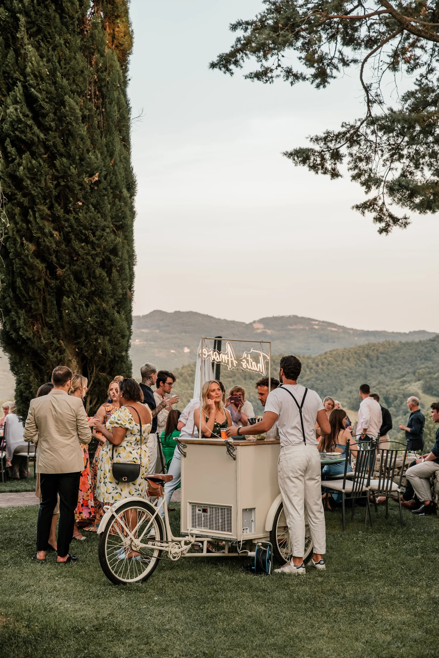 La Lista Real Wedding on Umbrian-Tuscan border — La Lista
