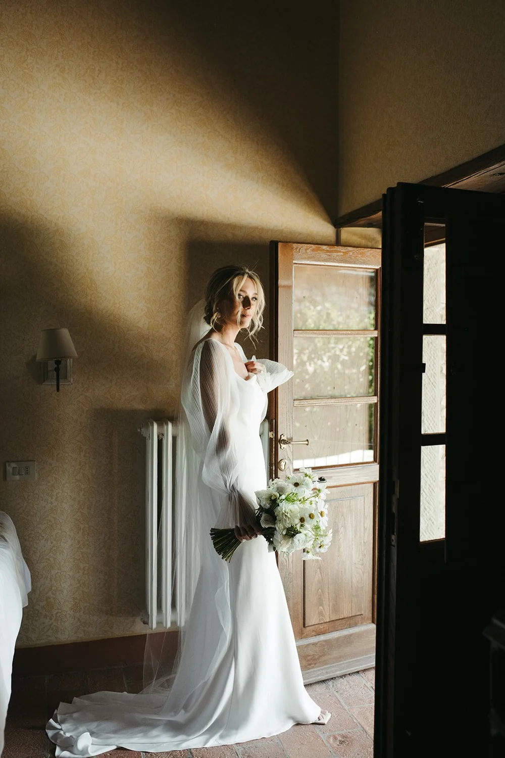 Ashley + Marty’s sunny May Tuscan wedding — La Lista