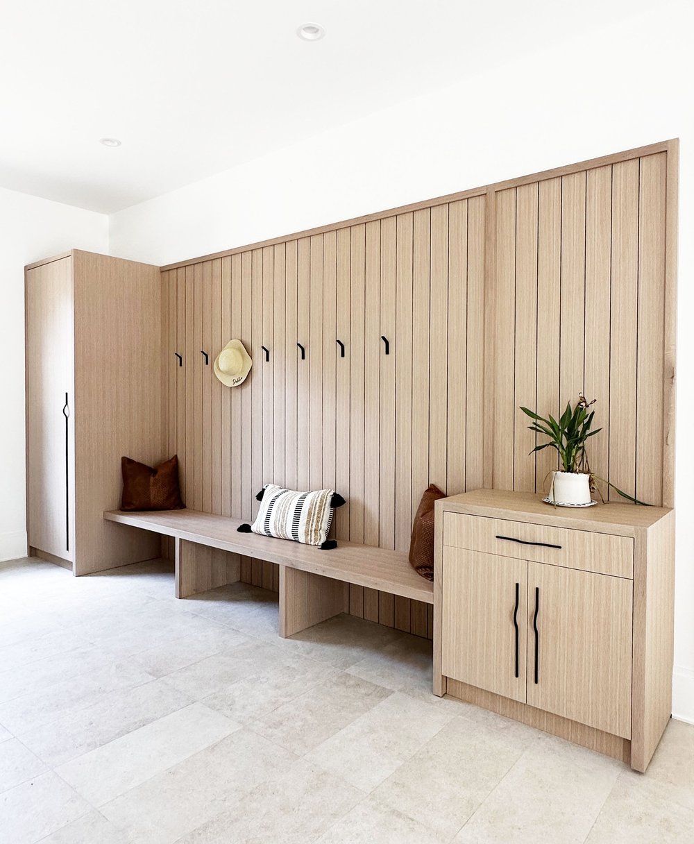 Beach Suburb New Construction — Round Hill Design