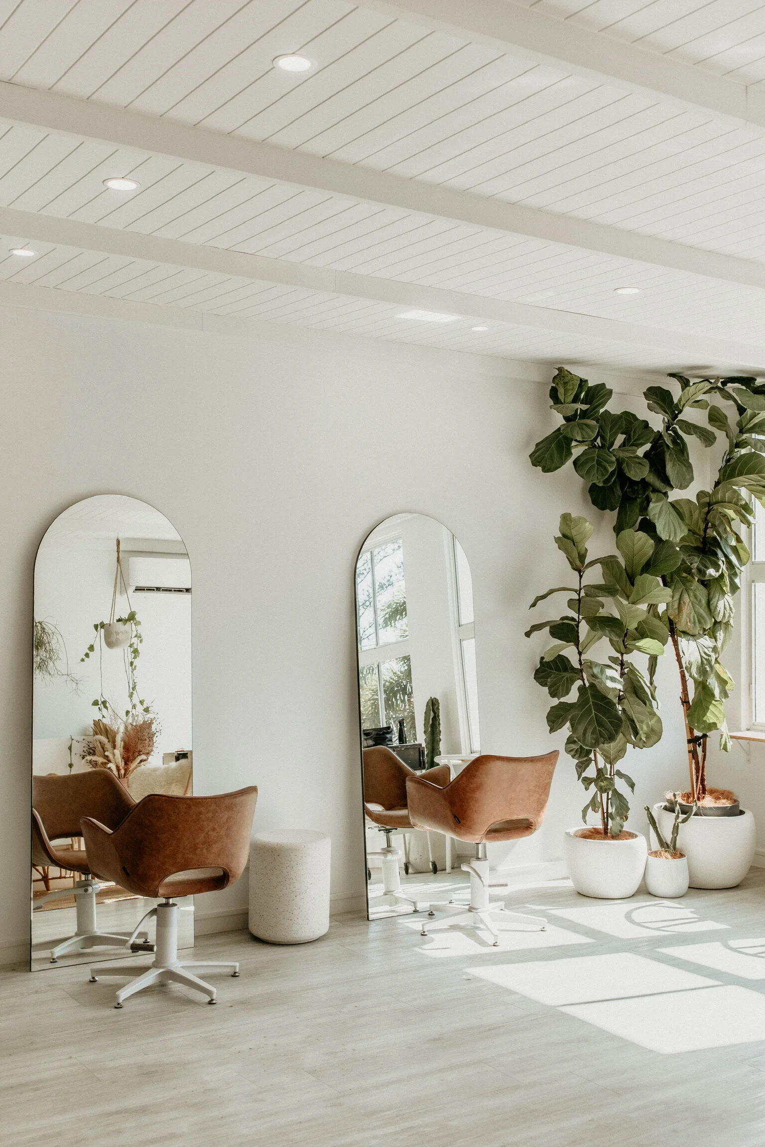 THE STUDIO UPSTAIRS | BURLEIGH HAIR SALON