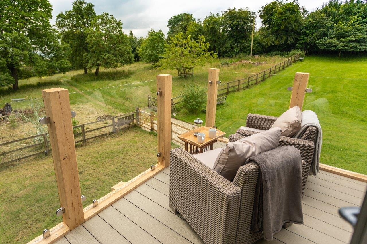 Oak Balcony for Sale Online I Jaylee Oak