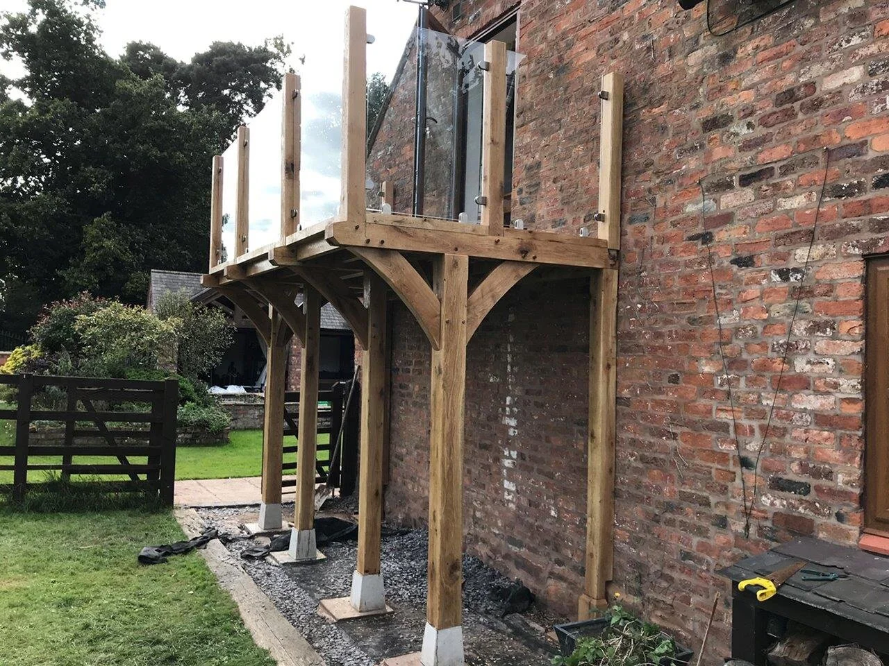 Ordering an Oak Balcony Online I Jaylee Oak