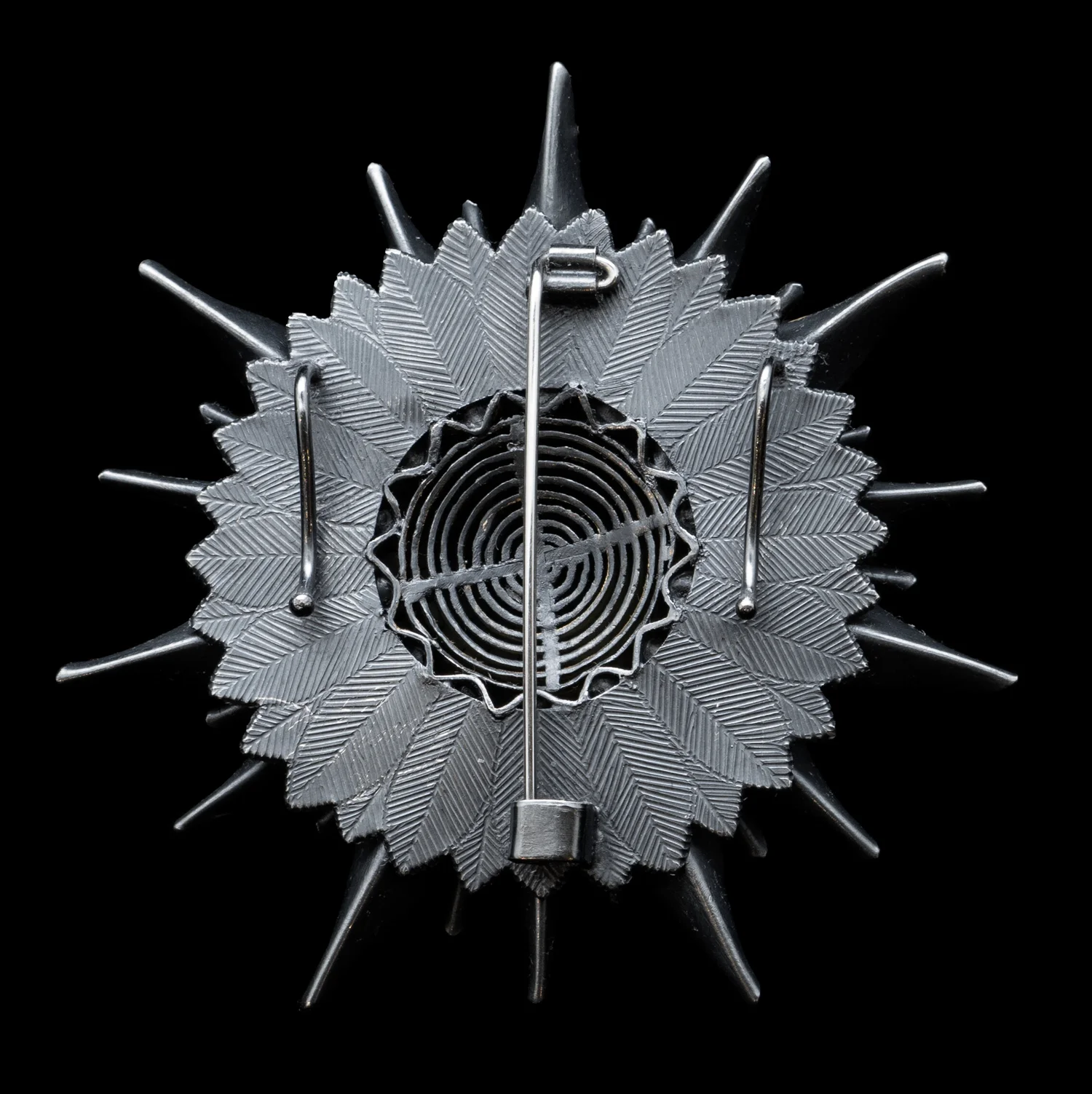 Granulated Pod Pin/Pendant — Judith Kinghorn Design