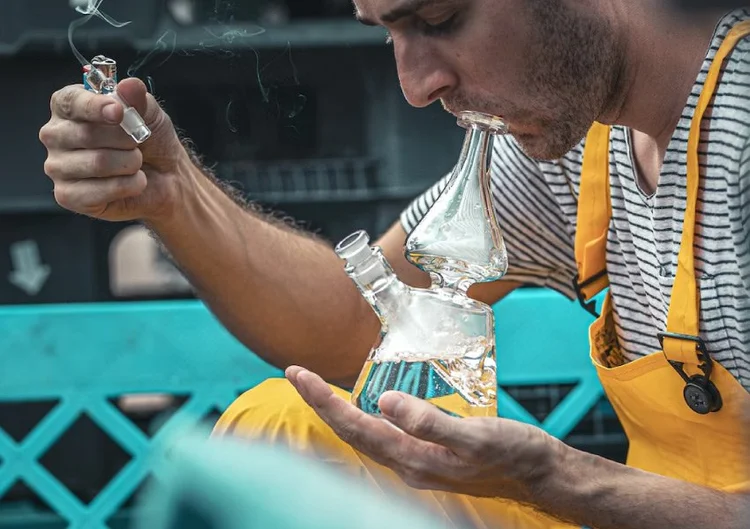 20 Ways to Smoke Weed