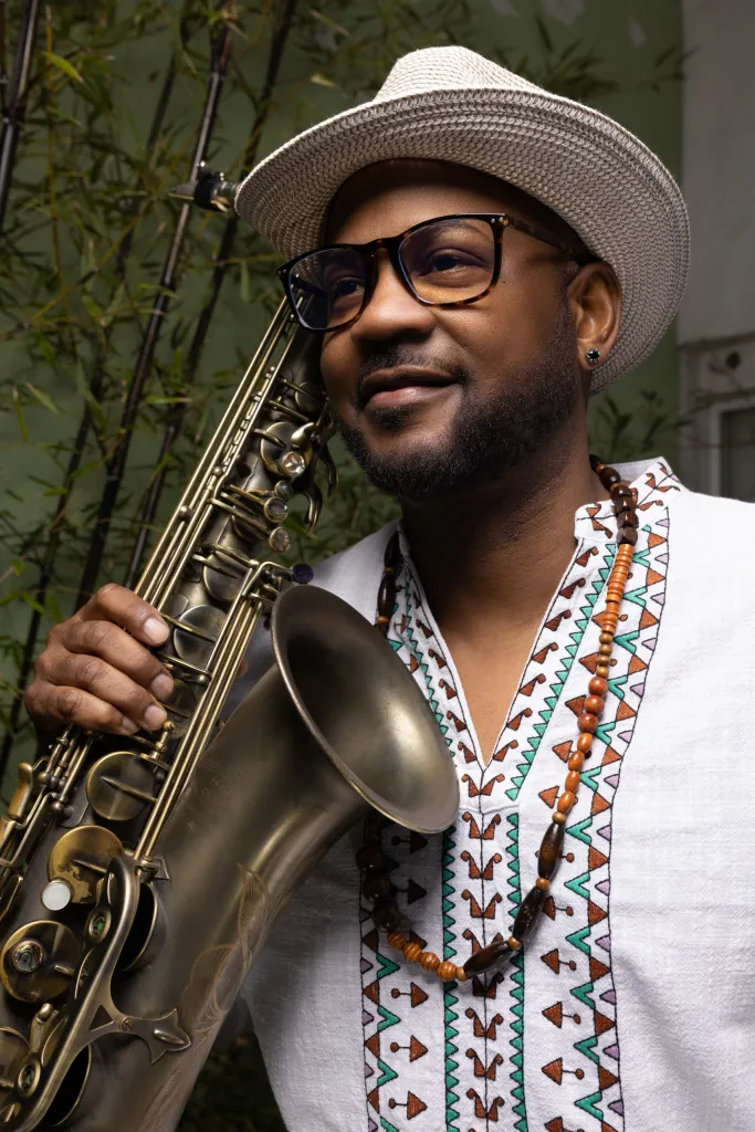 Eldon T Jones & The Original N Touch — Alberta Abbey