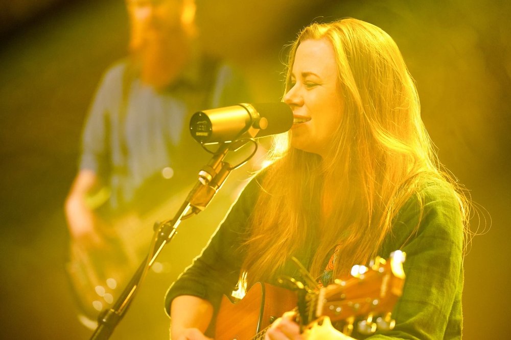 Ronnie Carrier, Vonnie Kyle, Danni Lee, Rosa Linda, Siena Christie ...