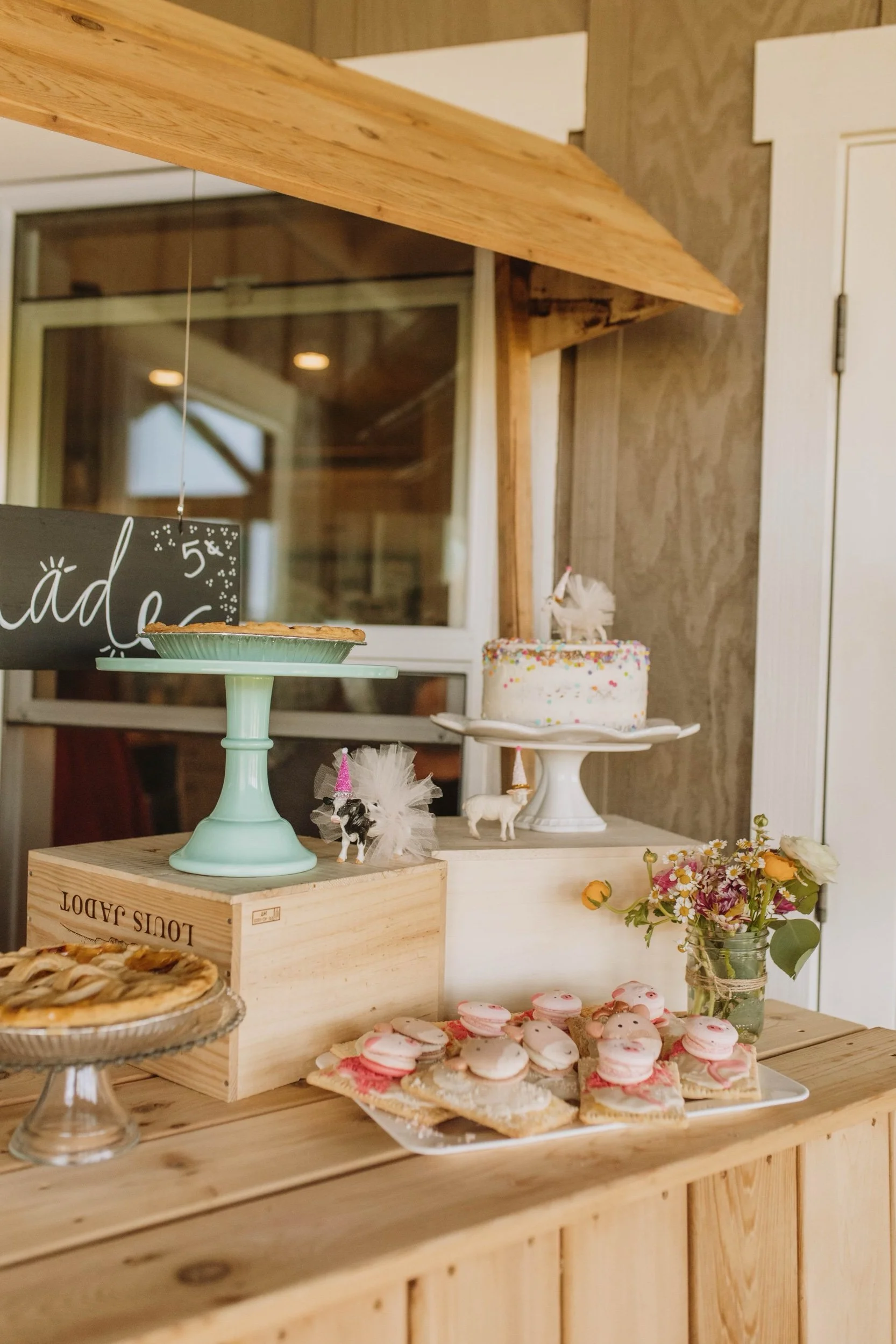 I Am Second Farm Animal 2nd Birthday Banner - Oink Baa Moo I Am Two ...