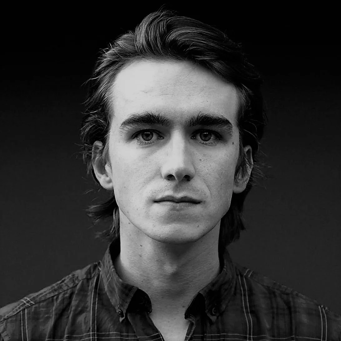 Bergmoser, Gabriel — Curtis Brown