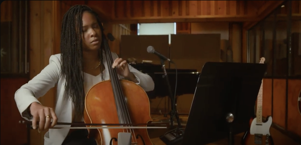 Sarah Overton/Cellist