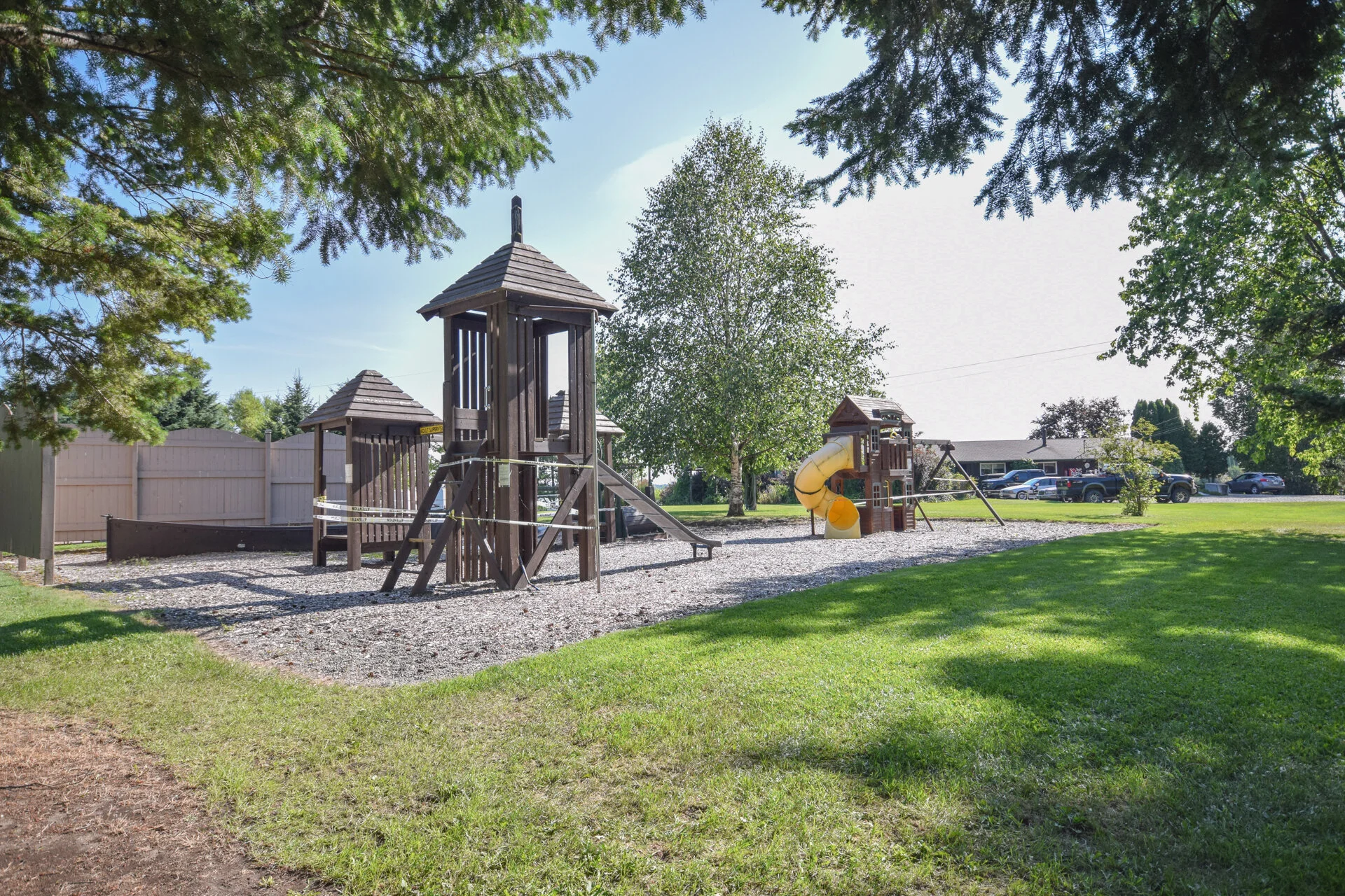 About — ROBERTS ROOST RESORT