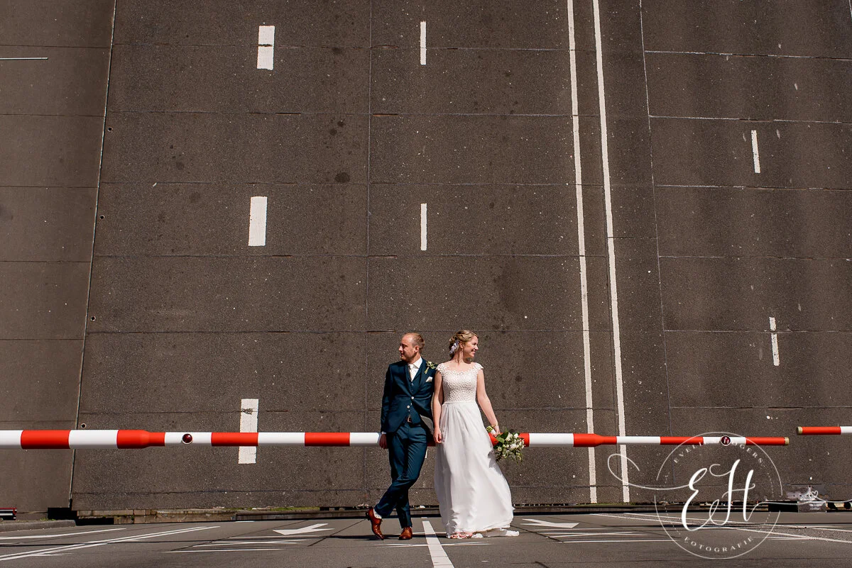 Bruidsfotograaf Rotterdam | RDM kantine | Evelien Hogers — Evelien Hogers