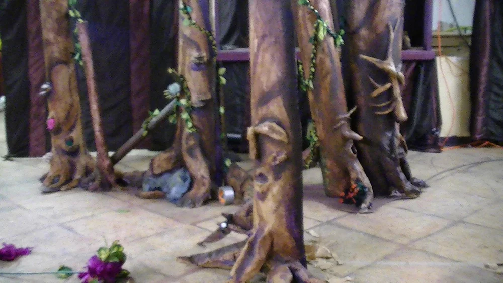 Robin & The Timeless Forest — Runaway Moon Theatre