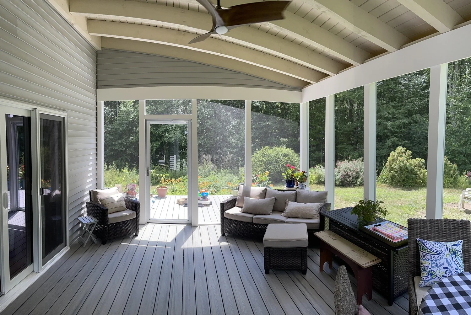 Screen Rooms in Connecticut & Rhode Island — Creative Enclosures