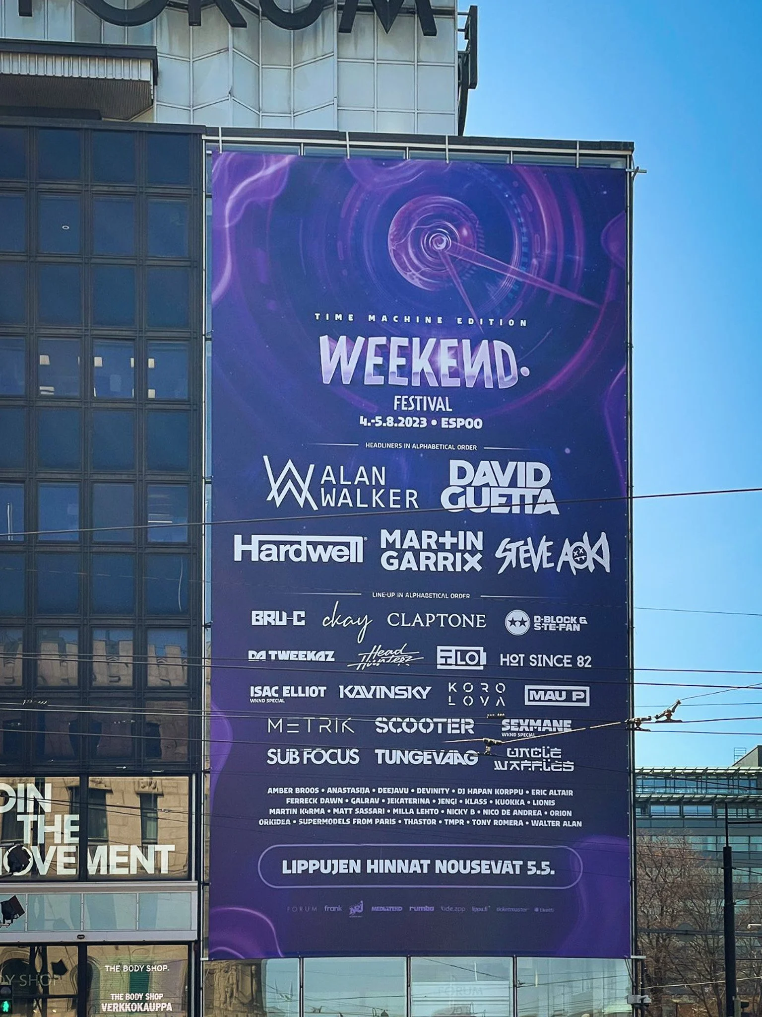 VALPNOW • Digital Art Studio • Digital art & graphic design studio ...