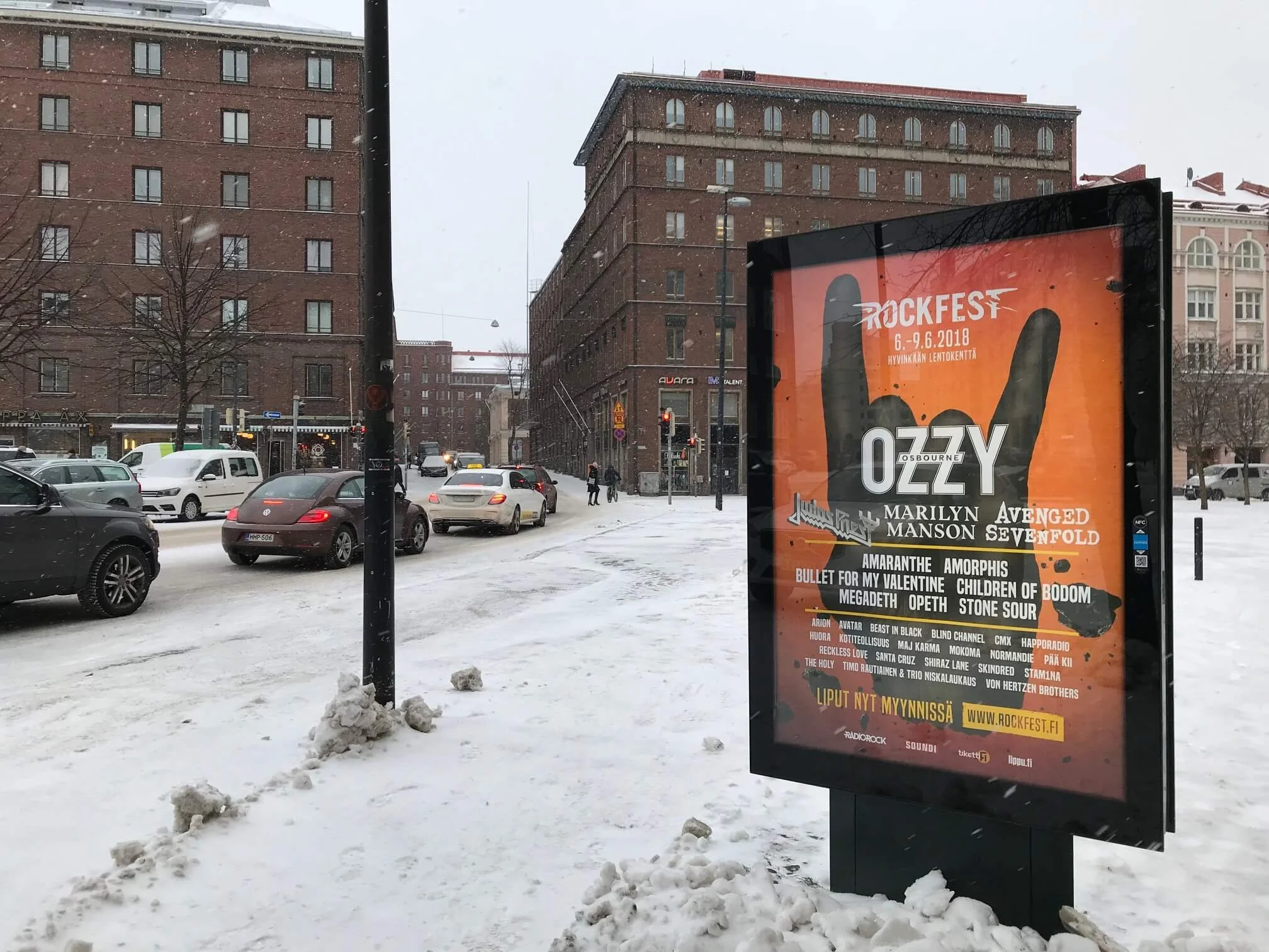 Art Director & Visual Artist, Graphic Illusionist, Portfolio Valp ...