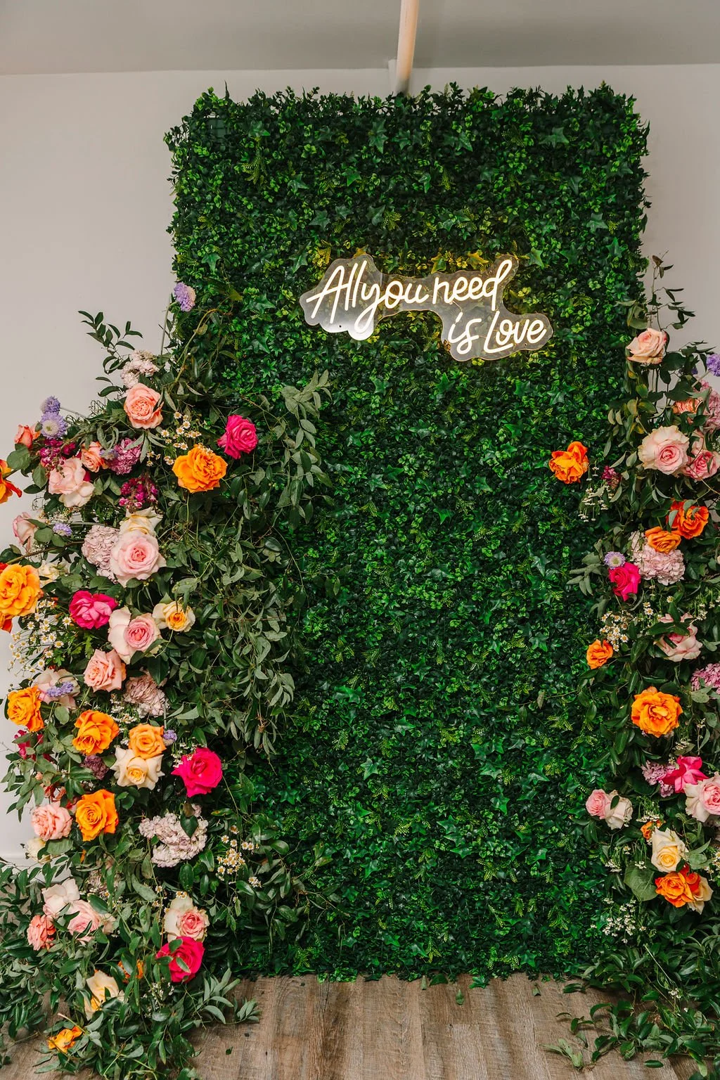 An Enchanting English Garden Inspired Wedding In Arkansas — Madison ...